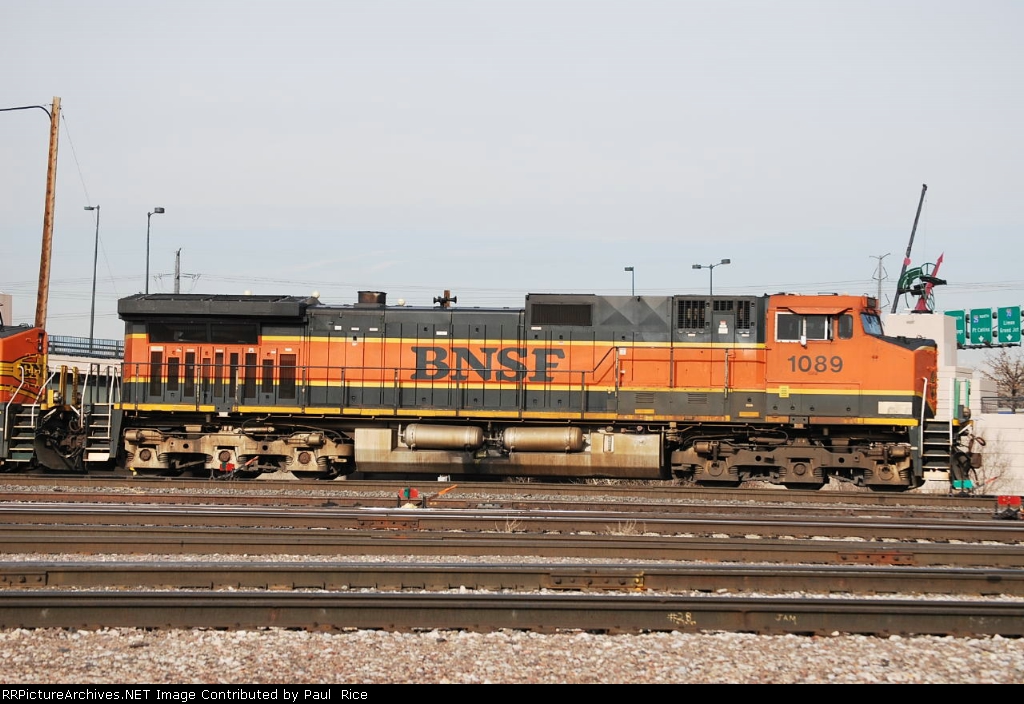 BNSF 1089